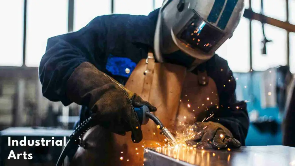 Top 5 TVL Strands and Courses in the Philippines in 2026